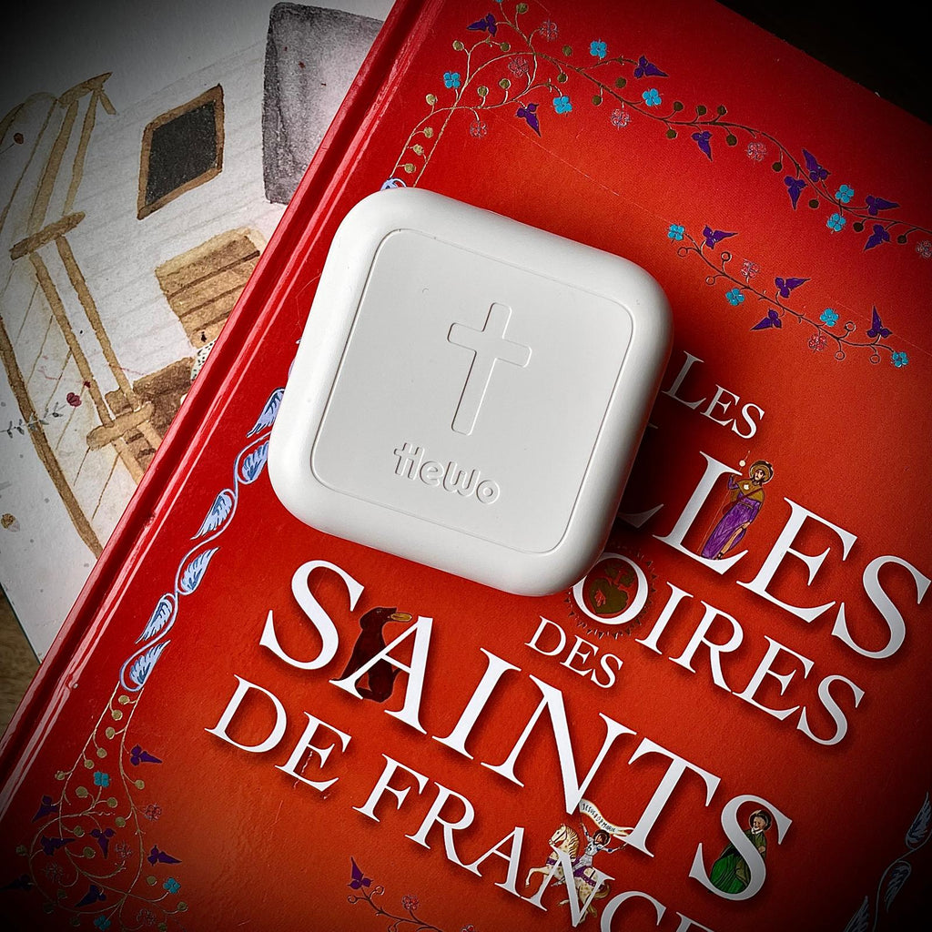 HeWo - The catholic audio player for children from 3 to 12!